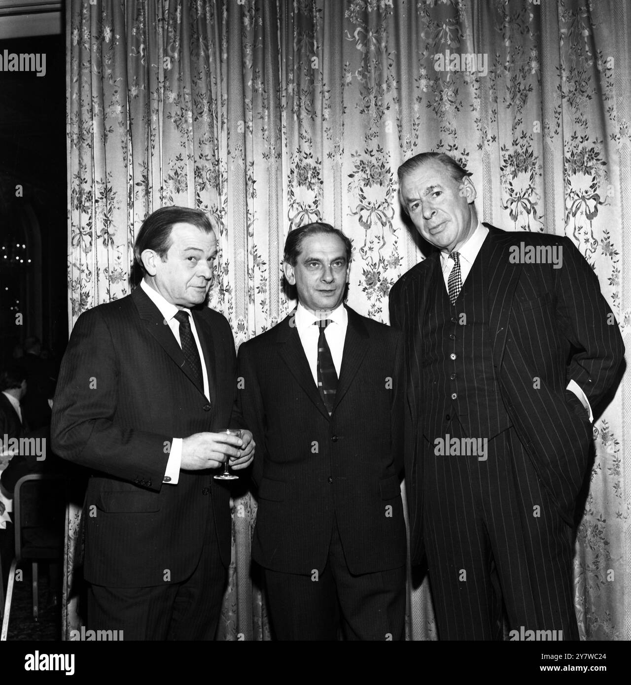 The Israeli Ambassador to London , His Excellency Aharon Remez (on left ...
