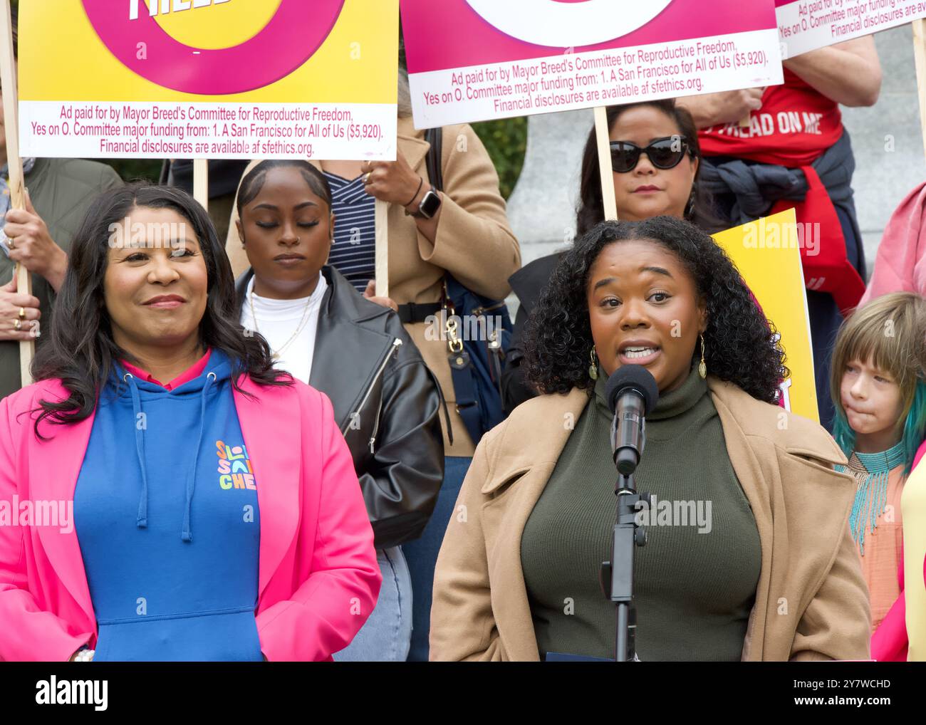 Reproductive freedom rally hi-res stock photography and images - Alamy
