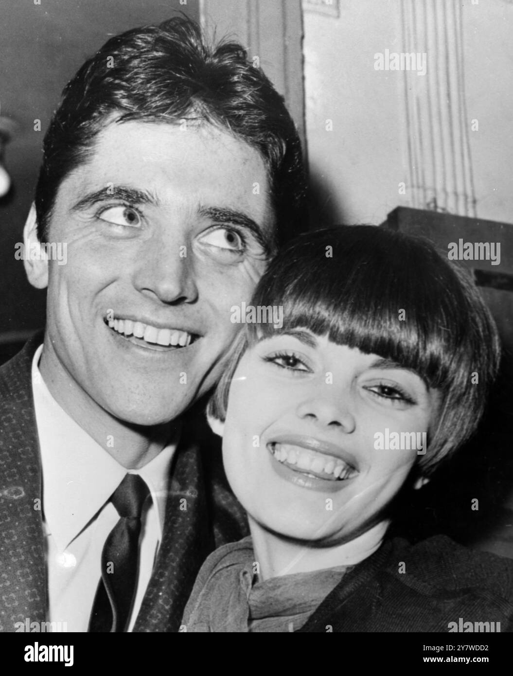 Mireille mathieu hi-res stock photography and images - Alamy