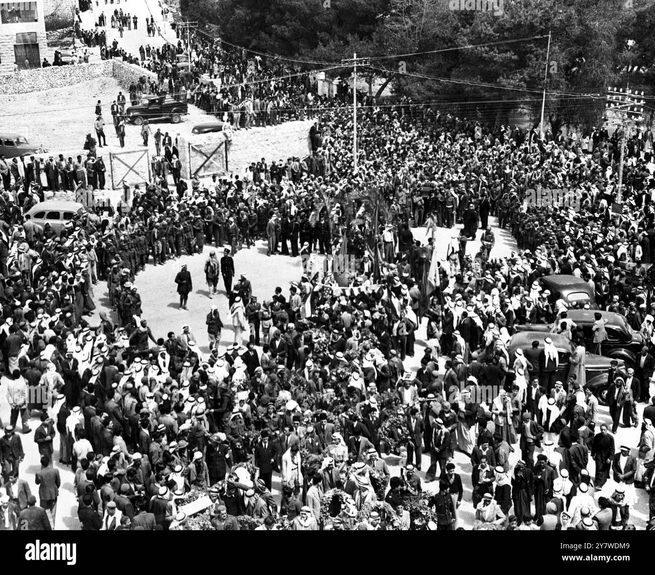 Crowds gather at Arab leader Abdel Khader Husseini funeral at Mosque el ...