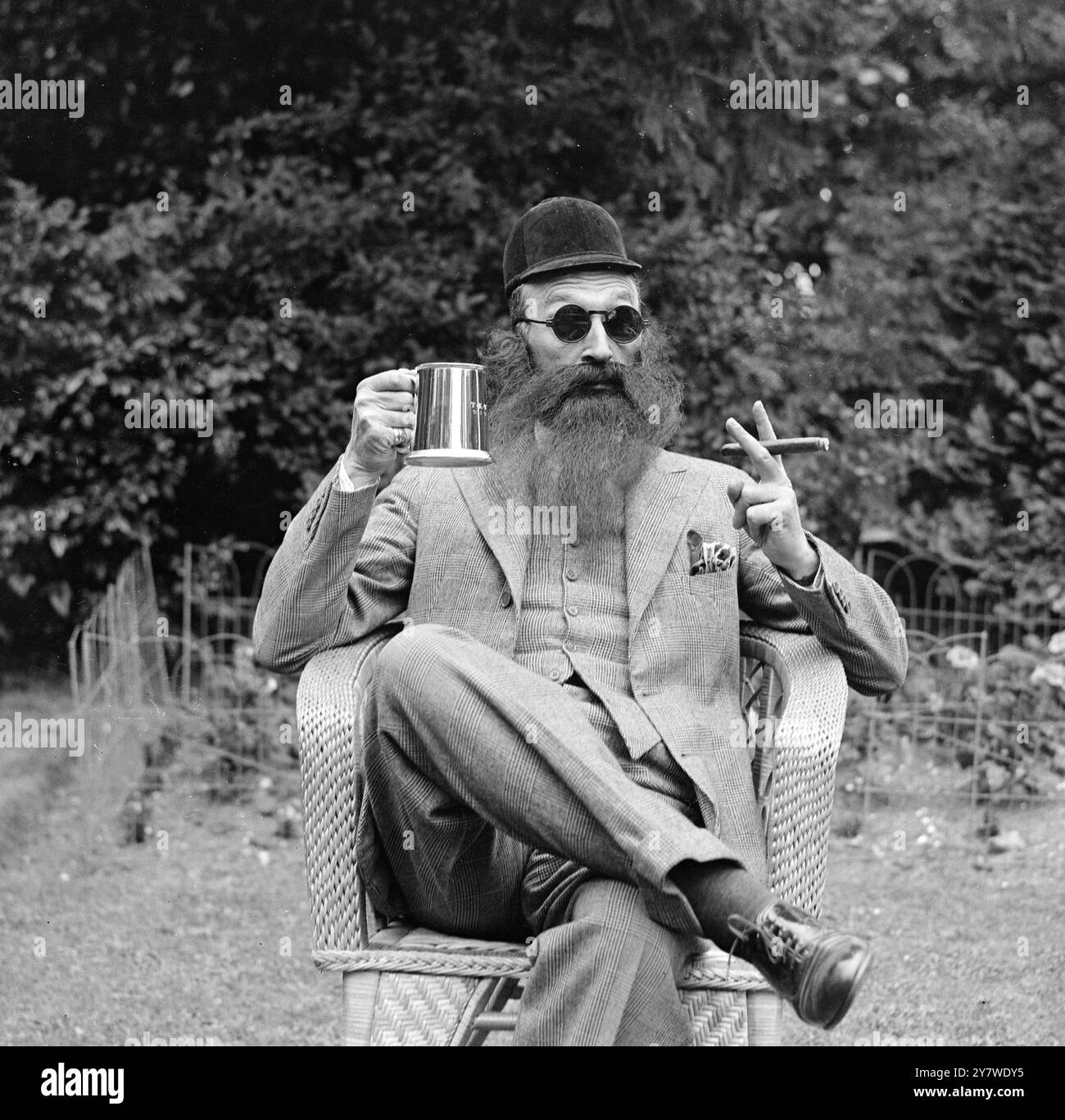 Epsom , Surrey . Mr Tom Walls , comic actor and producer and race horse ...