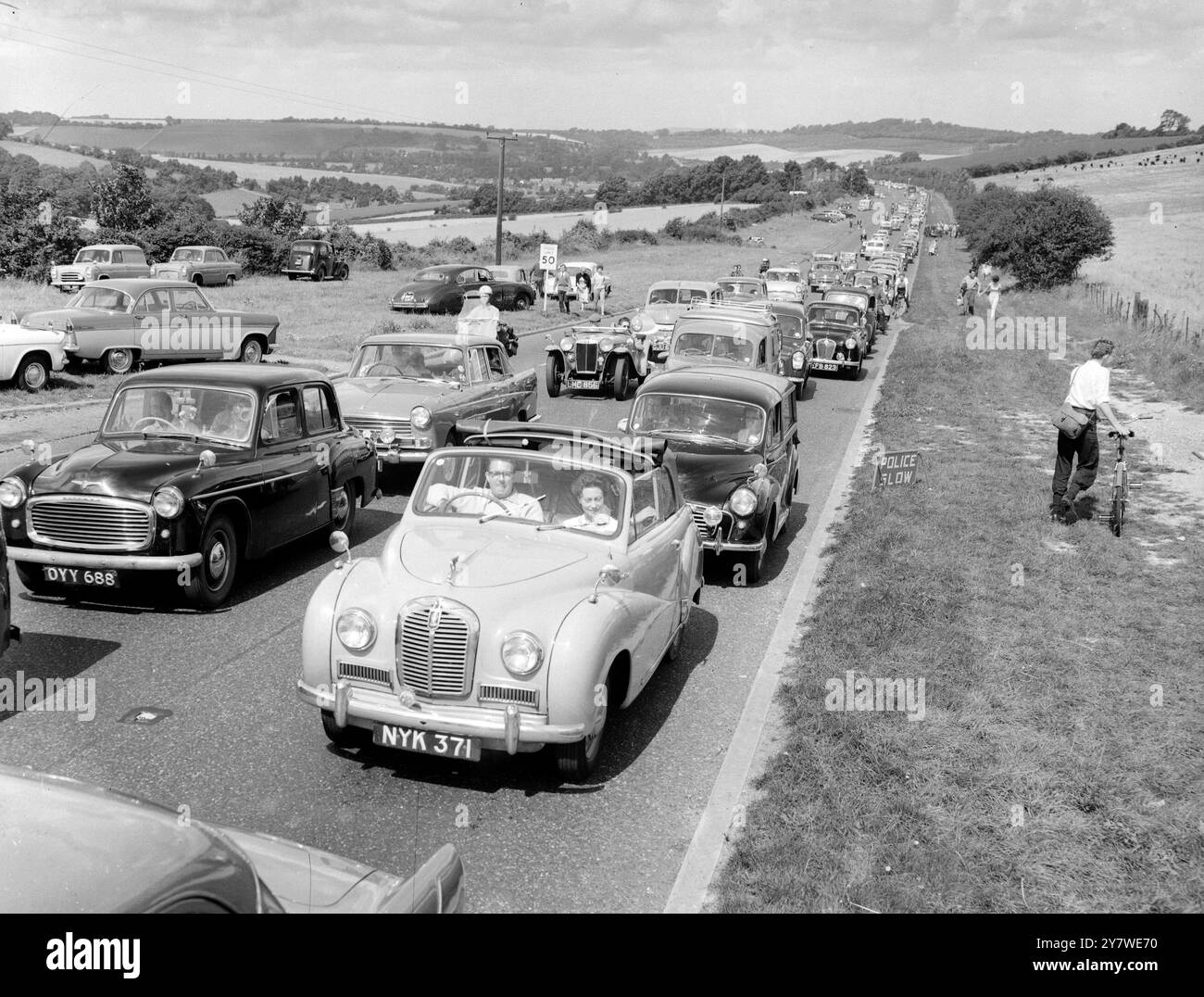 Traffic Jam at Gorse Hill (Death Hill) near Farningham 1960 Stock Photo ...