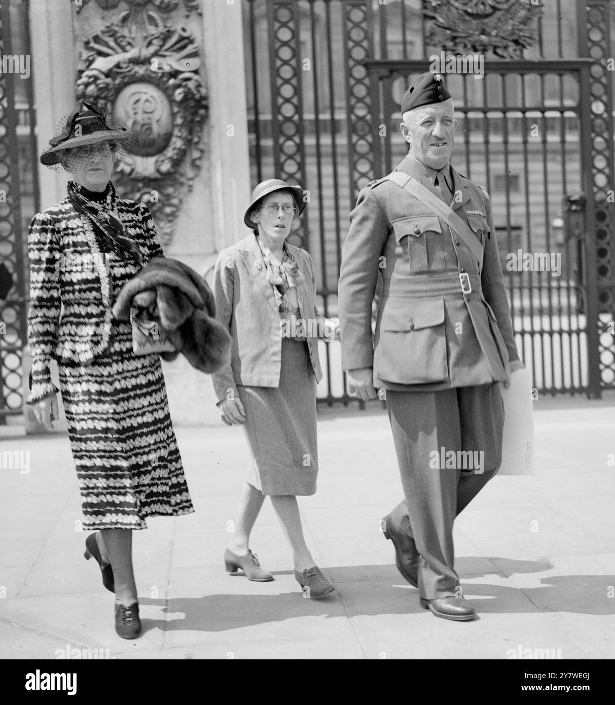 Investiture at Buckingham Palace . Major Geoffrey Benson , Royal Ulster ...