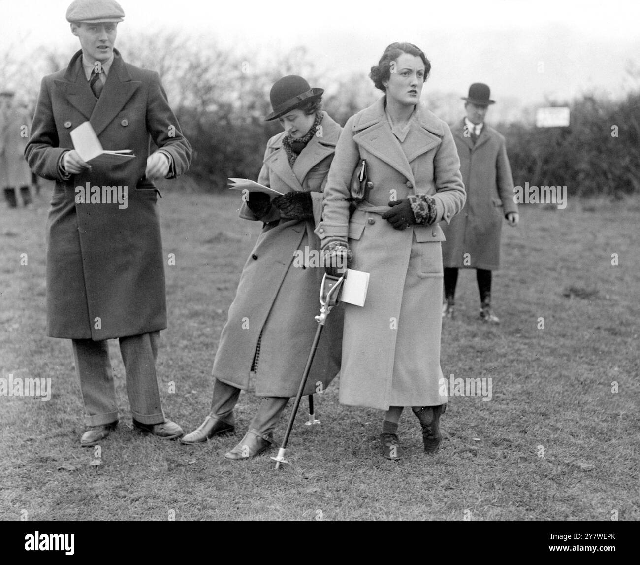 Watching the Bullingdon Club Point to Point races at Stratton Audley ...