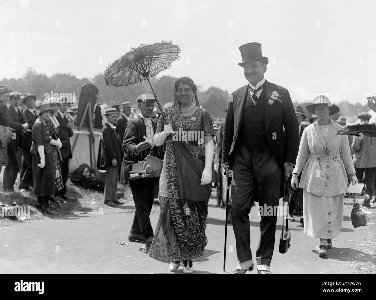 At the Royal Ascot race meeting . Lady Bomanji . 1922 Stock Photo - Alamy