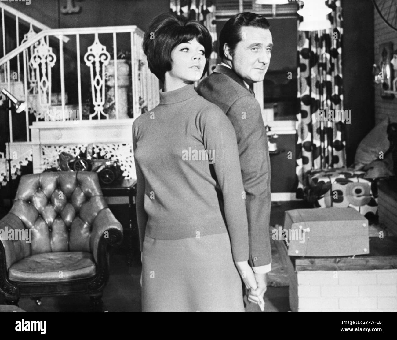 The Avengers John Steed (Patrick Macnee) and his new partner Tara King (Linda Thorson) 13 ...