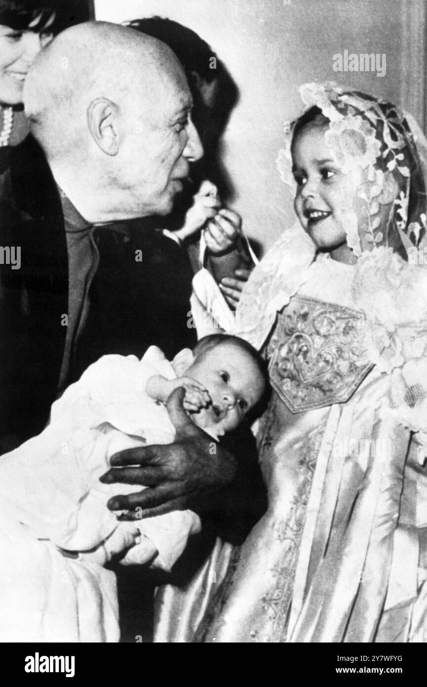 World famous painter Pablo Picasso held the two month old baby Paola ...
