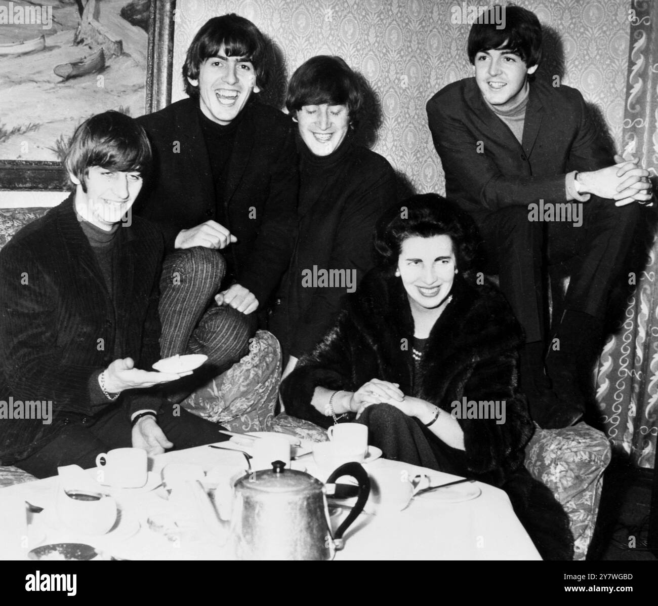 The Beatles with the Countess of Strathmore . She gave them tea at her ...