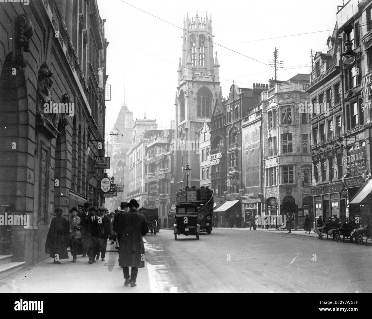 Fleet Street - London - England with St Dunstans in the West 1934 Stock ...