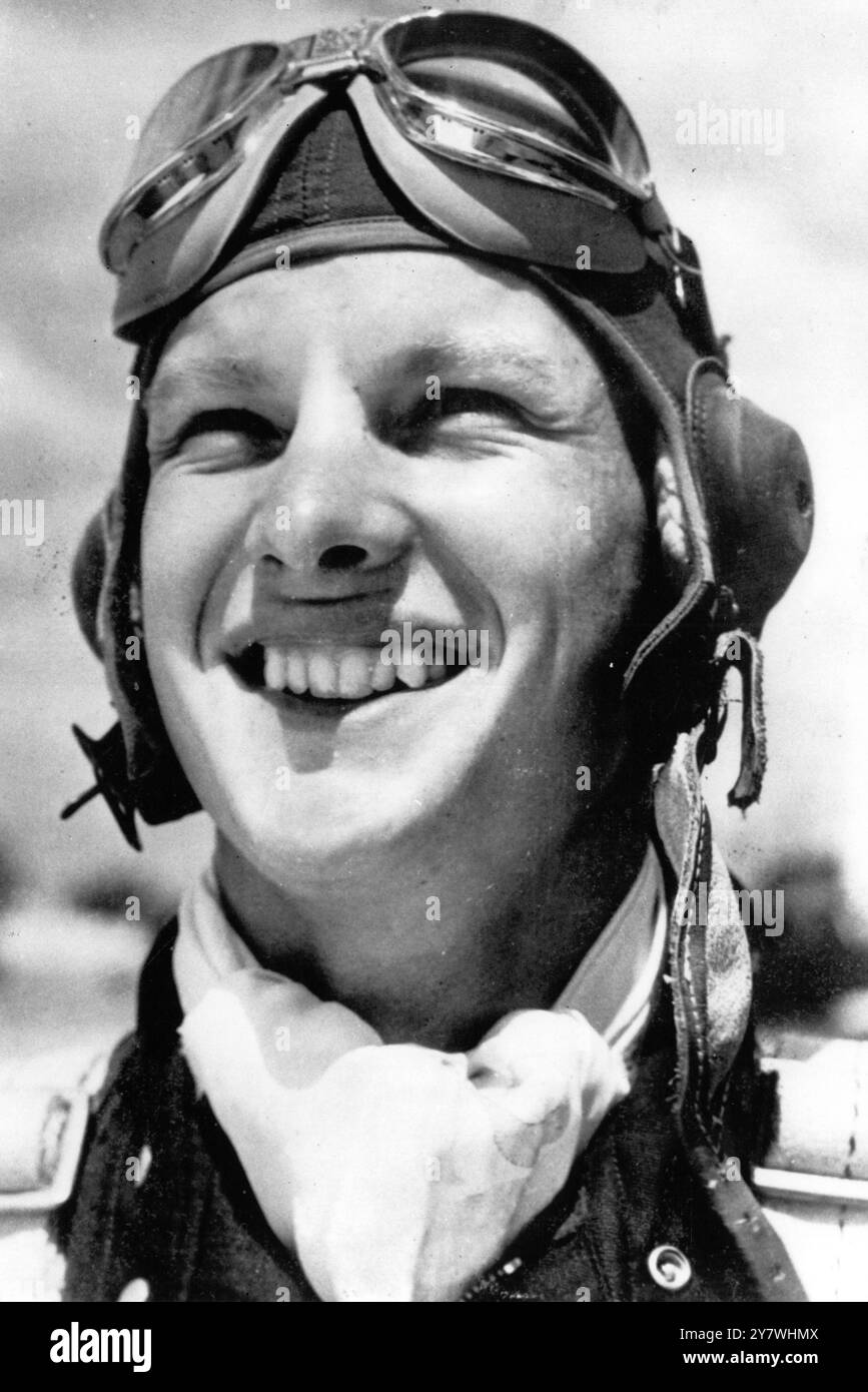 US flying ace Lieutenant George S Welch credited with shooting down ...
