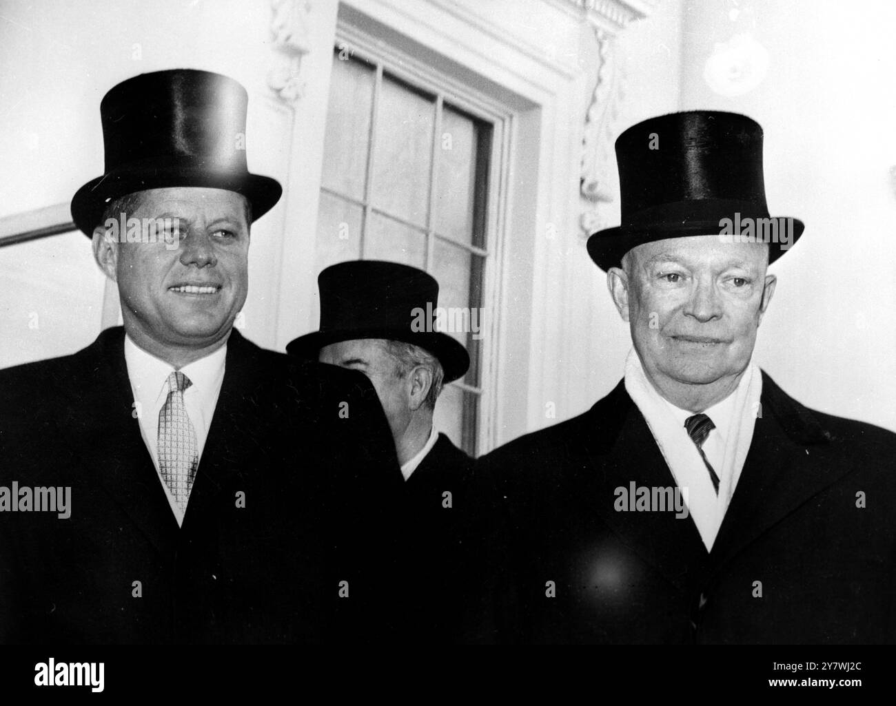 Washington , U . S .A . Outgoing US President Dwight D . Eisenhower ...
