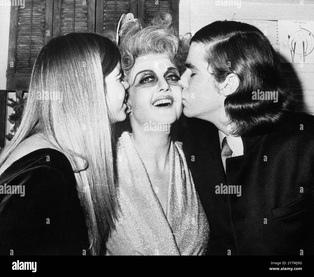 Angela Lansbury being kissed by her children Dede and Anthony after the ...