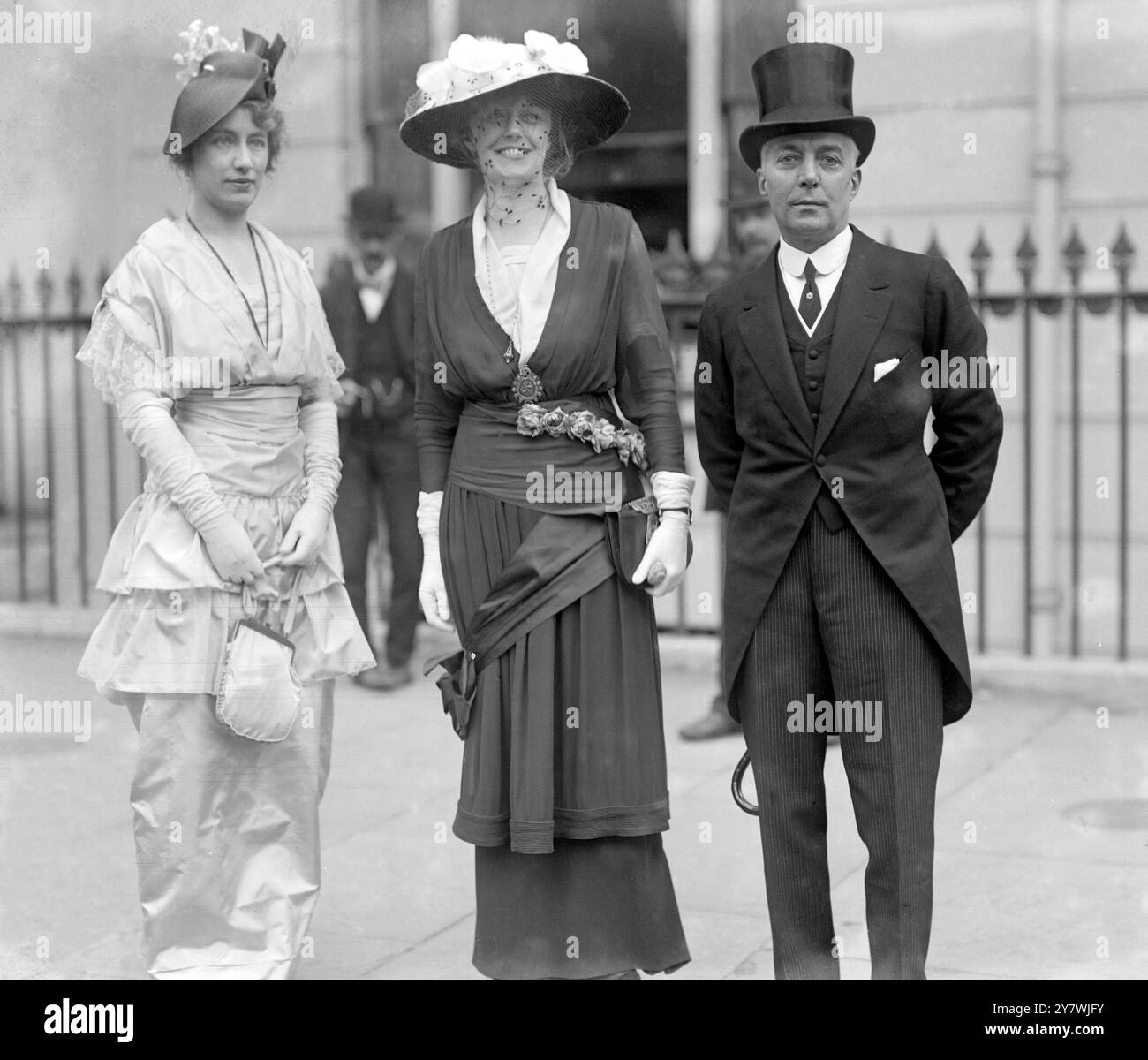 Wedding of Mr Victor Longstaffe and Miss Dora Sevening ; accompanied by ...