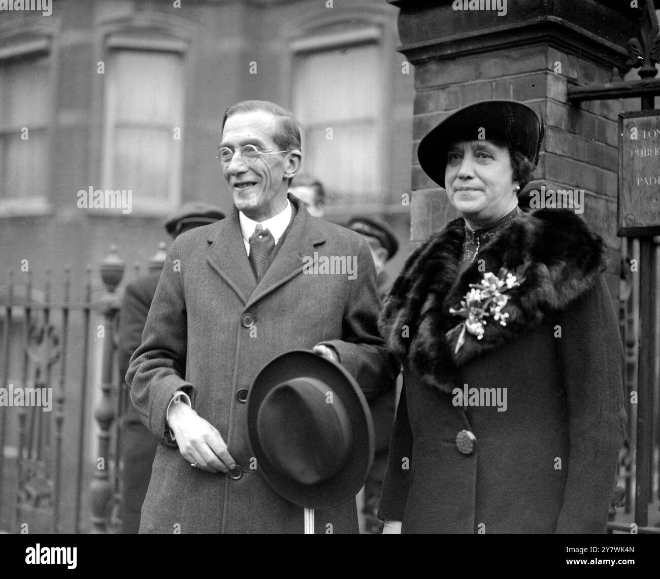 Sir Francis Acland and Miss Constance Dudley ( Sir Francis ' s ...