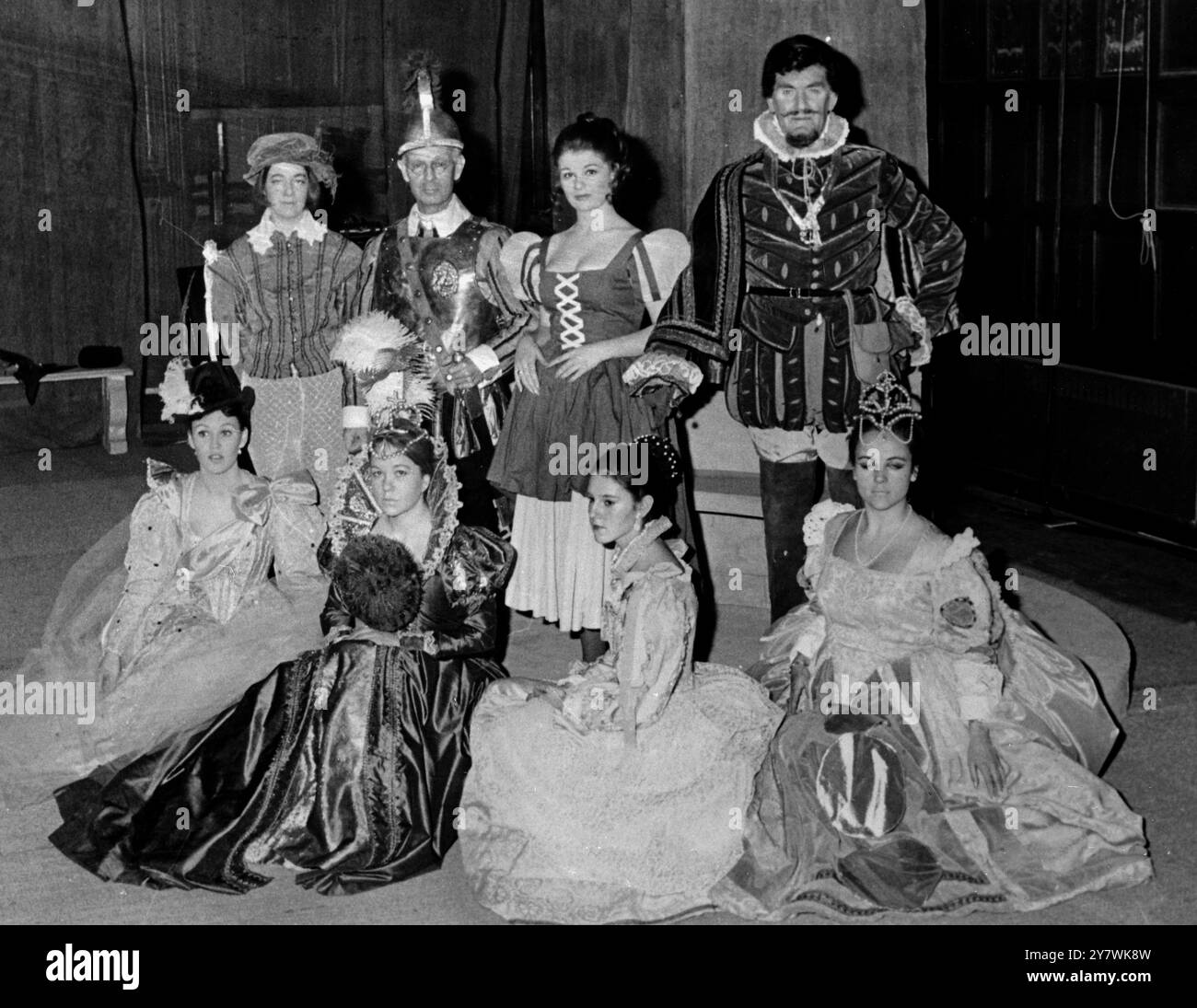 The Law Takes to the Stage The Bar Theatrical Society pictured here at ...