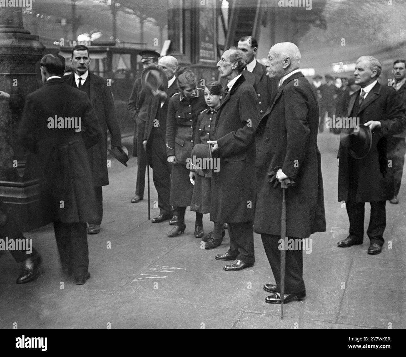 The Body of Admiral Lord Charles William de la Poer Beresford arrives ...