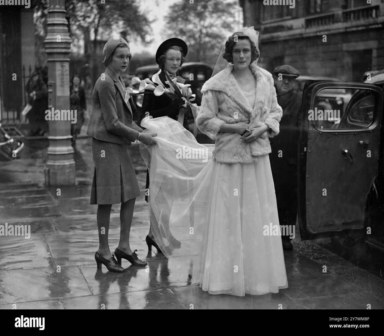 The Major Claude Richard Henry Kindersley - Vivien Mary Darwin wedding ...