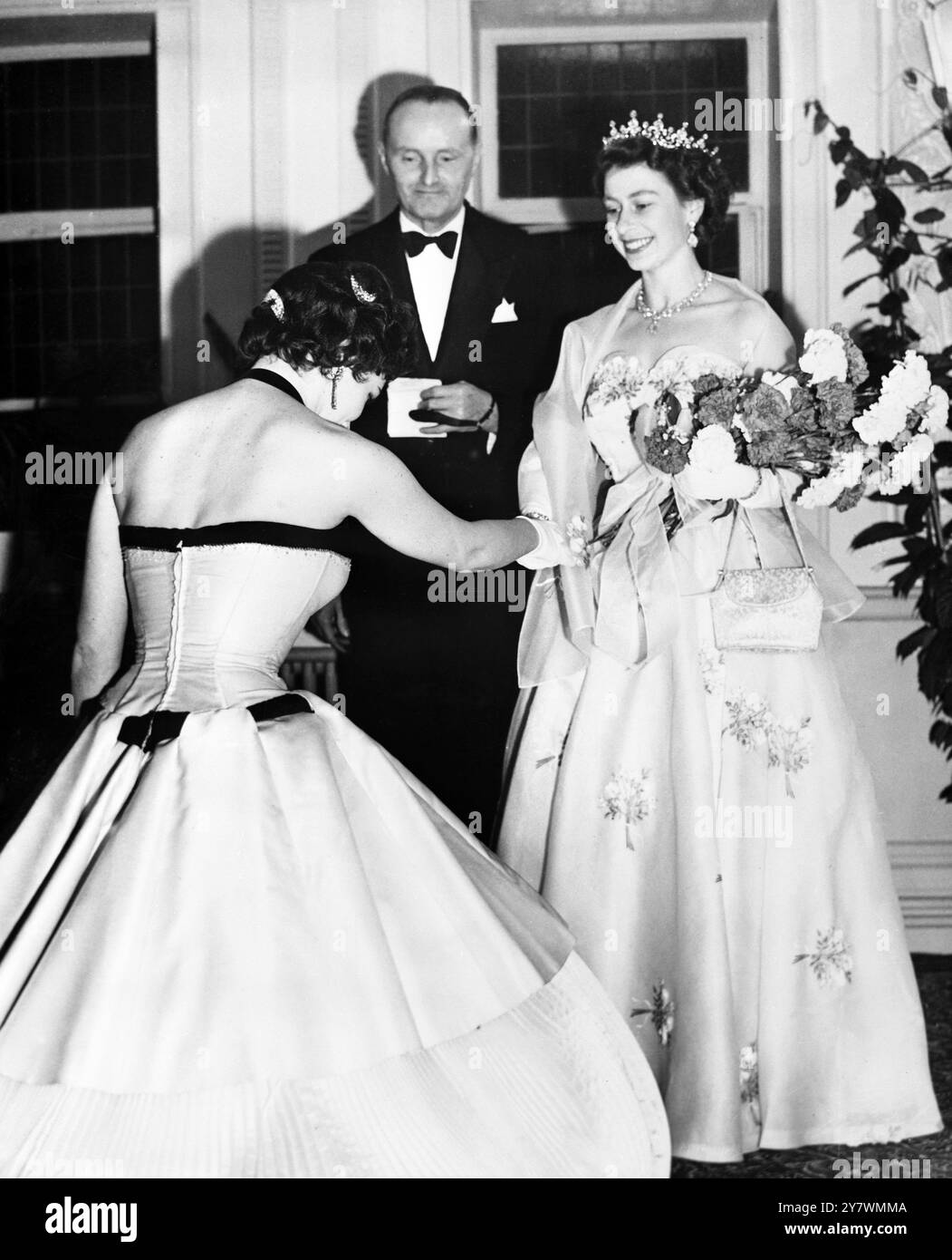 Queen elizabeth ii evening dress hi-res stock photography and images ...