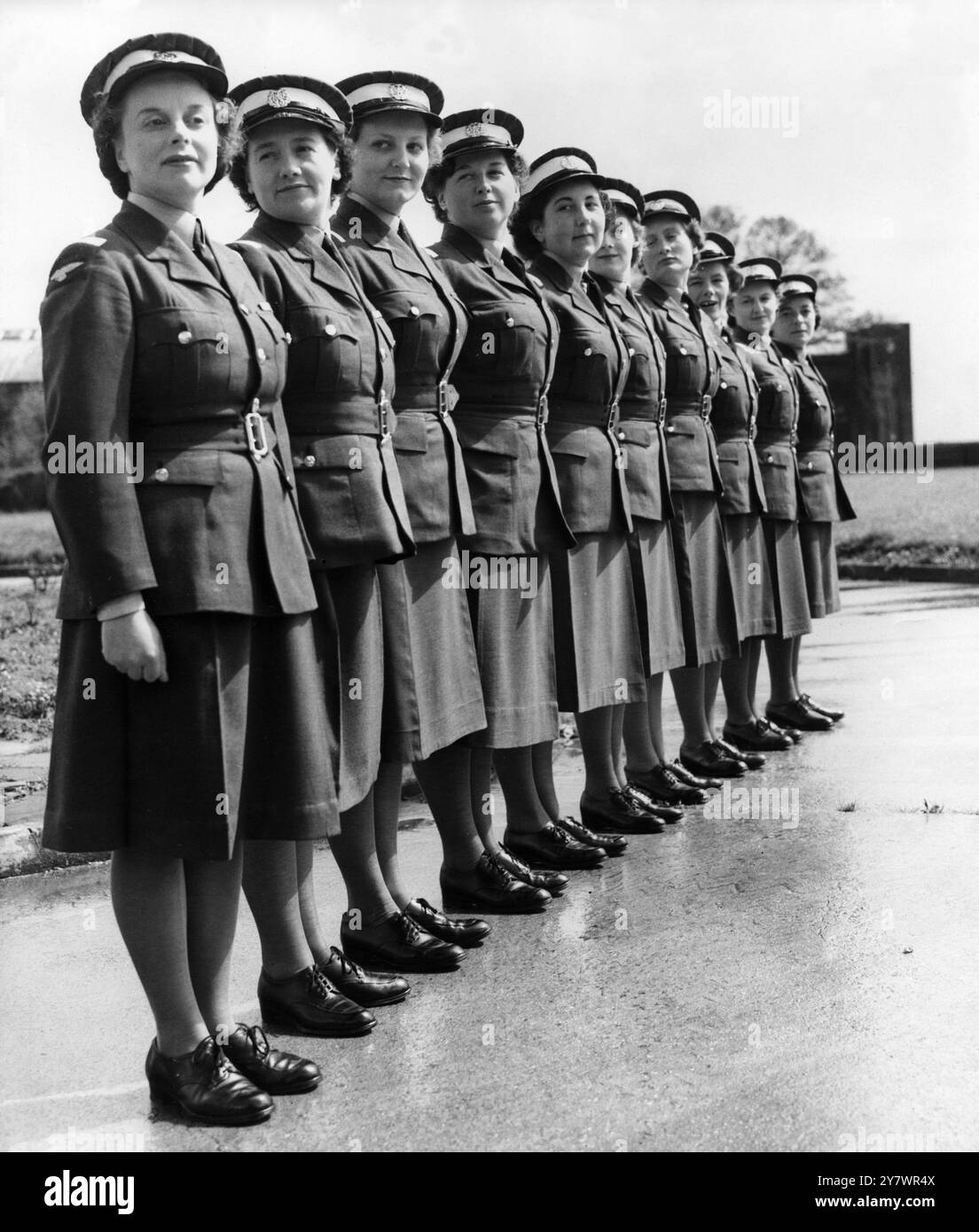 The first women cadets to be commissioned in the Royal Air Force passed ...