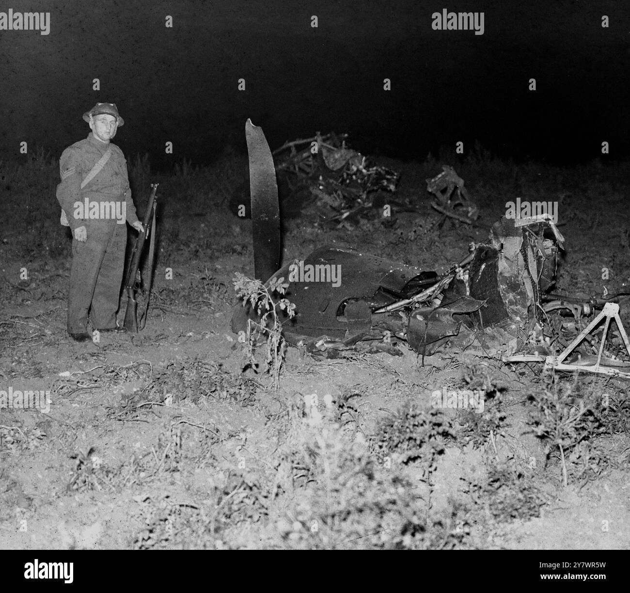 Plane crash aftermath hi-res stock photography and images - Alamy