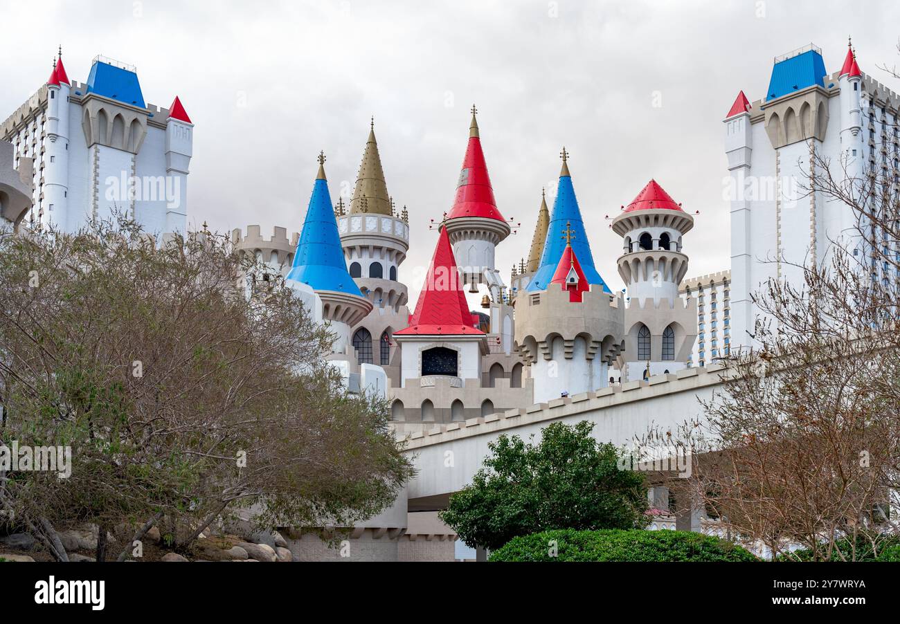 Excalibur hotel towers hi-res stock photography and images - Alamy