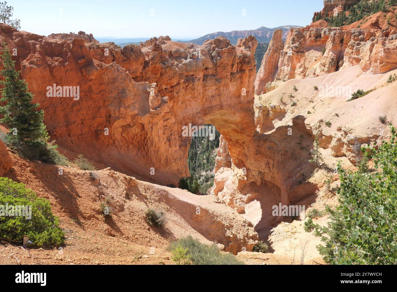 Arch formed erosional processes hi-res stock photography and images - Alamy