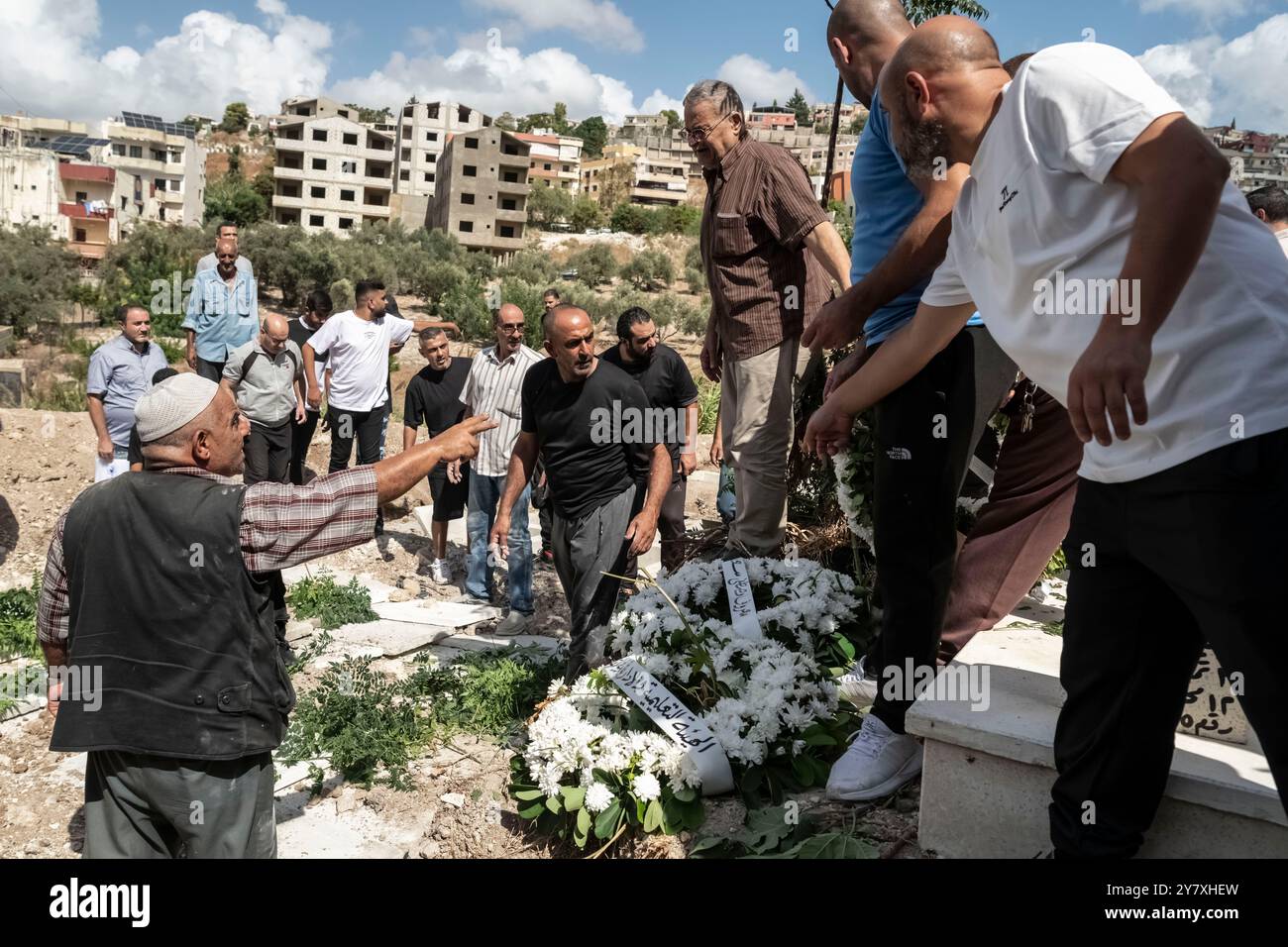 Sidon, Lebanon. 1st Oct, 2024. 10 bodies from the nearby Ain El Delb ...