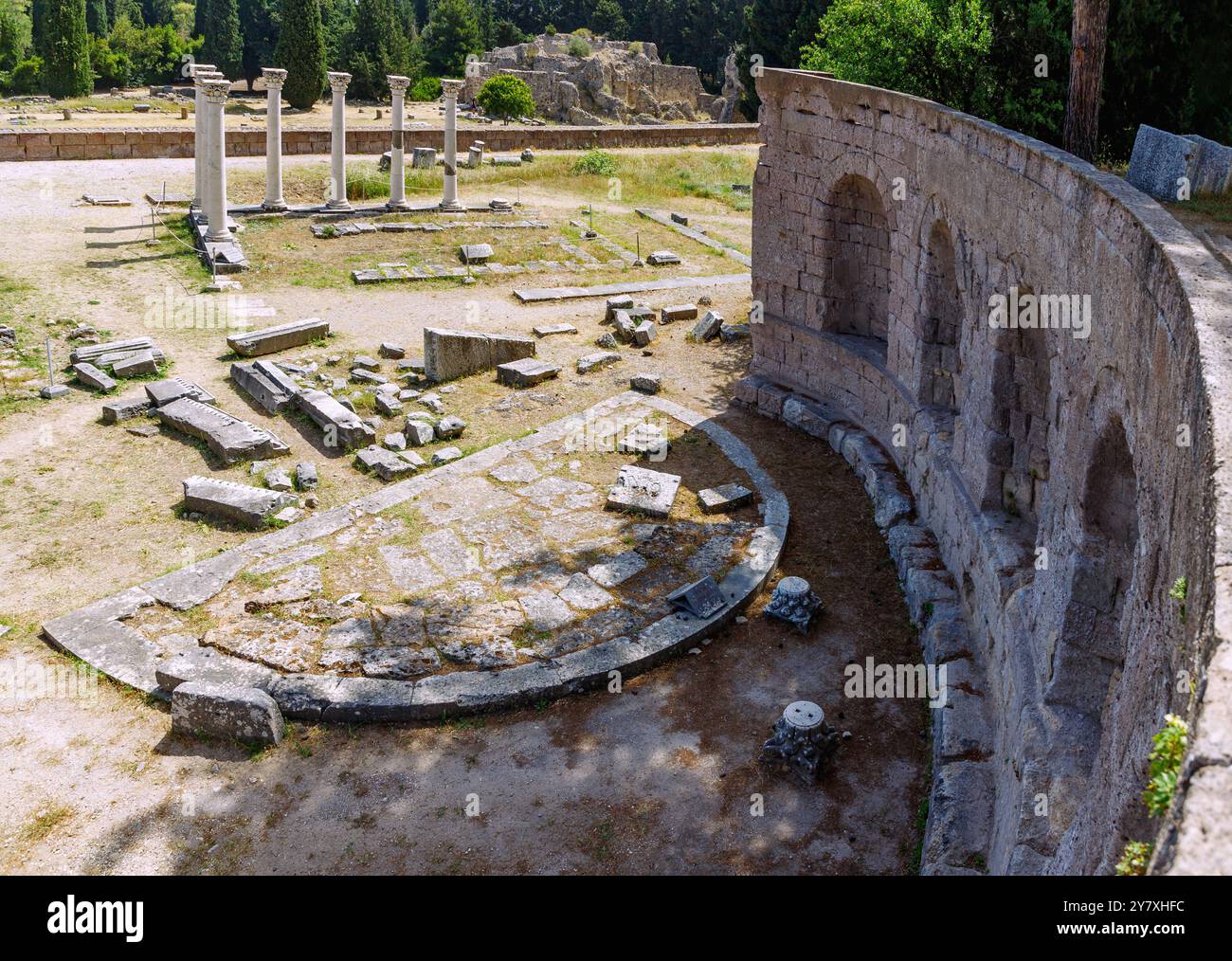 Asklipieion (Asklipion) on the island of Kos in Greece: Middle terrace ...
