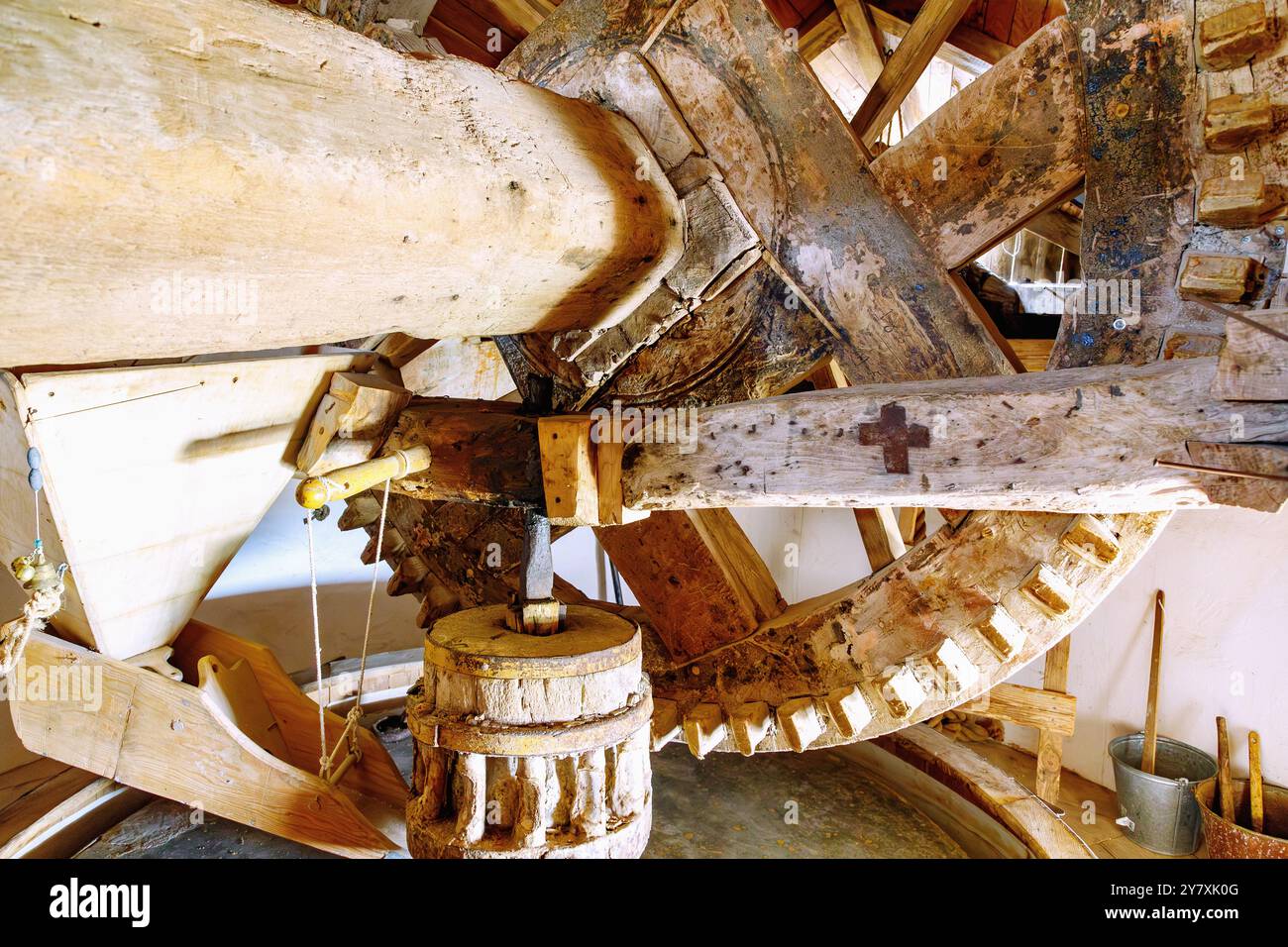 Grinding mechanism of the restored Mylotopi mill in Kefalos on the ...