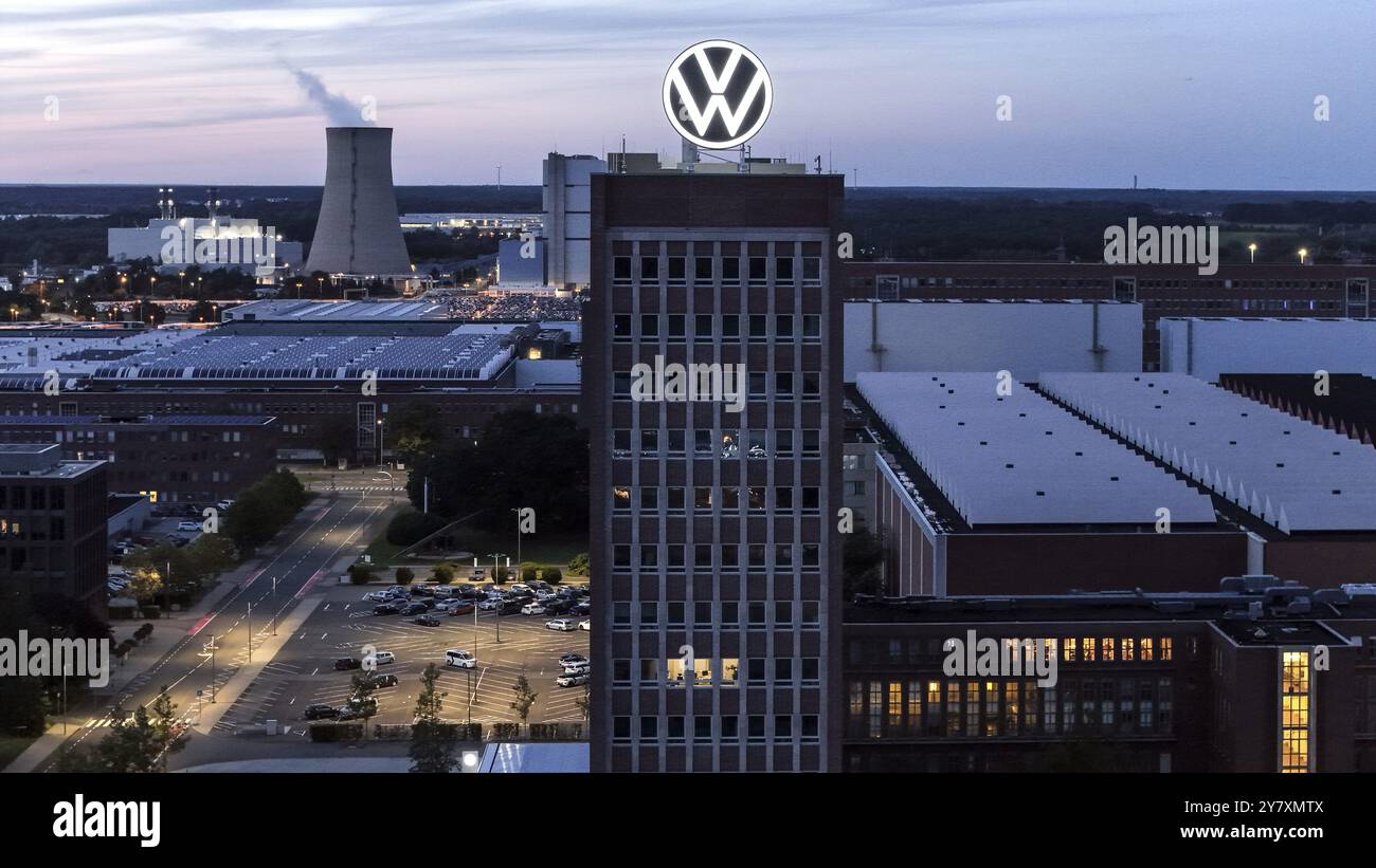 VW logo on the brand tower at the Group headquarters in Wolfsburg, 29 ...