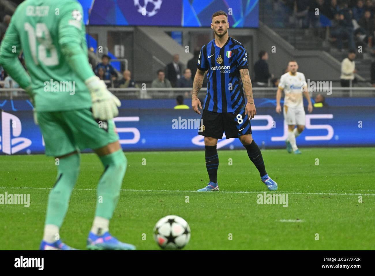 Marko arnautovic red star hi-res stock photography and images - Alamy