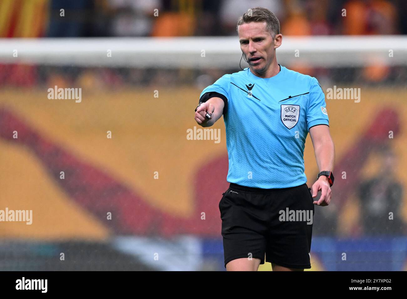 ISTANBUL - Referee Alejandro Hernandez during the UEFA Europa League ...