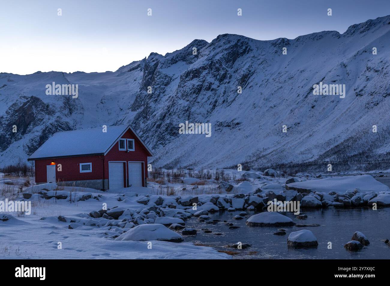 Winter in the Trömso region, Tromvik, typical traditional house with ...