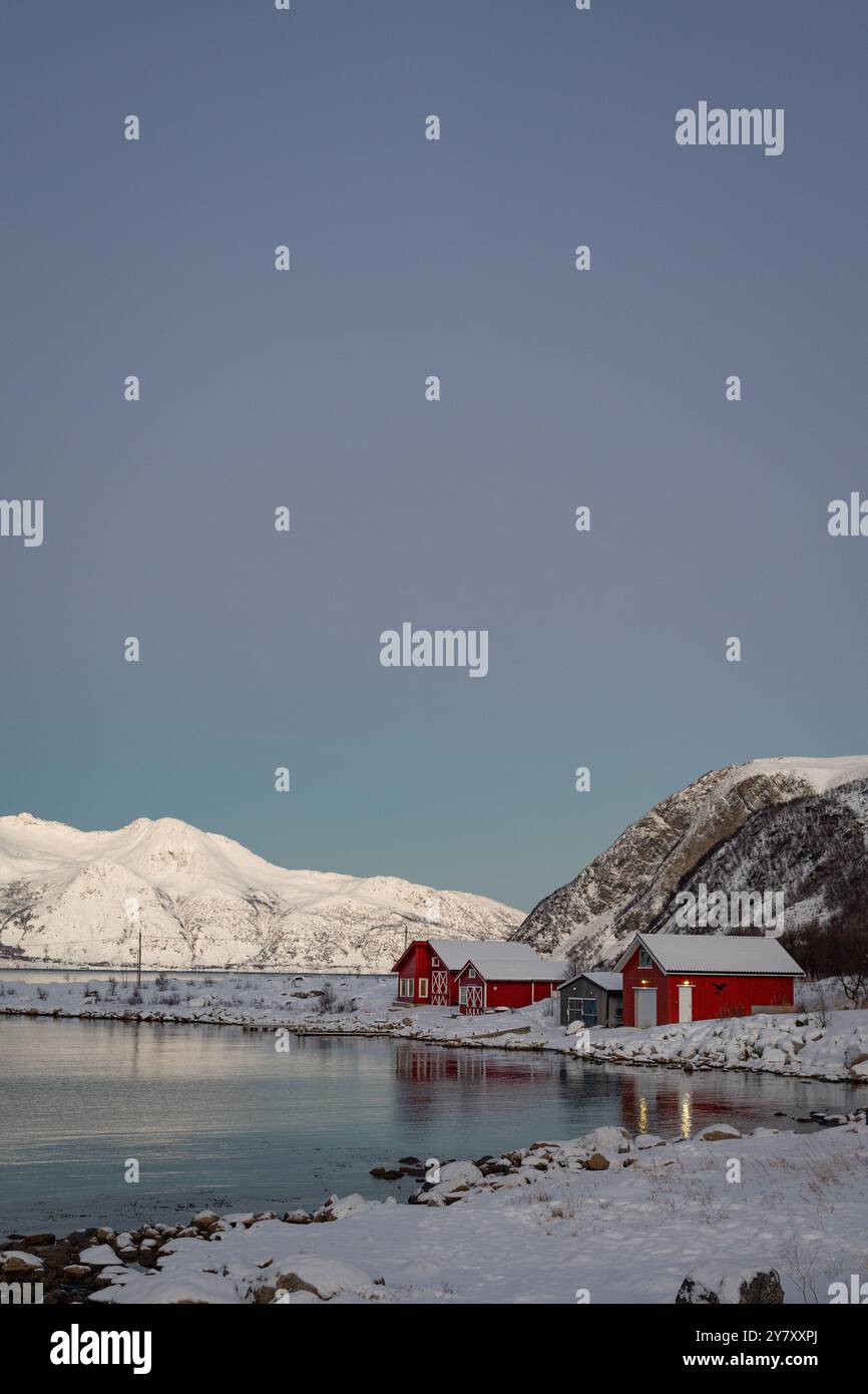Winter in the Trömso region, Tromvik, typical traditional house with ...