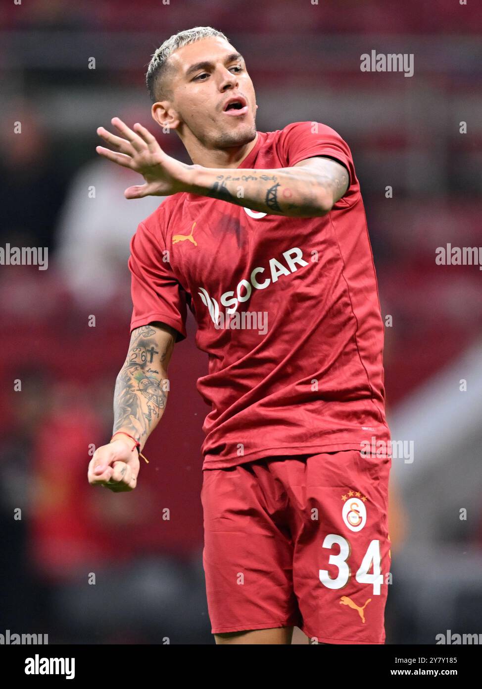 ISTANBUL - Lucas Torreira of Galatasaray SK during the UEFA Europa ...