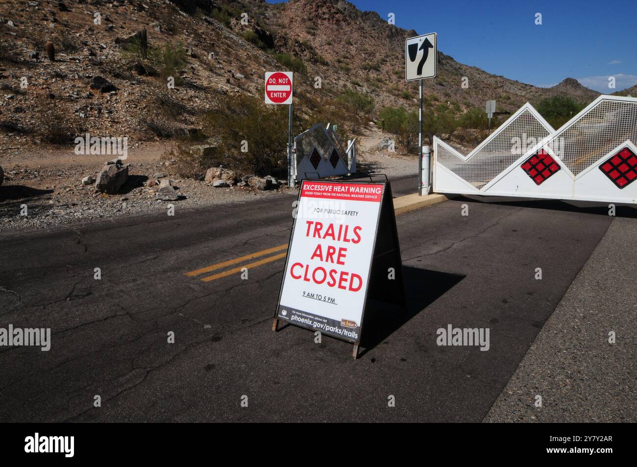 Phoenix, Arizona, USA. 30th Sep, 2024. Warning signs at Piestewa Peak ...