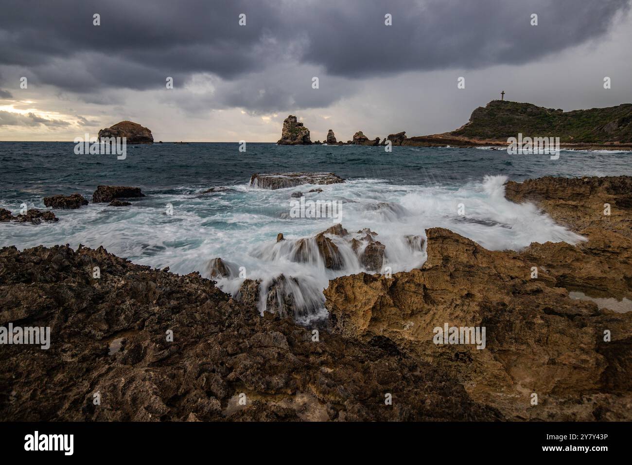 Pointe des Chateaux, rocks in the sea, sunrise, Pointes des colibris ...