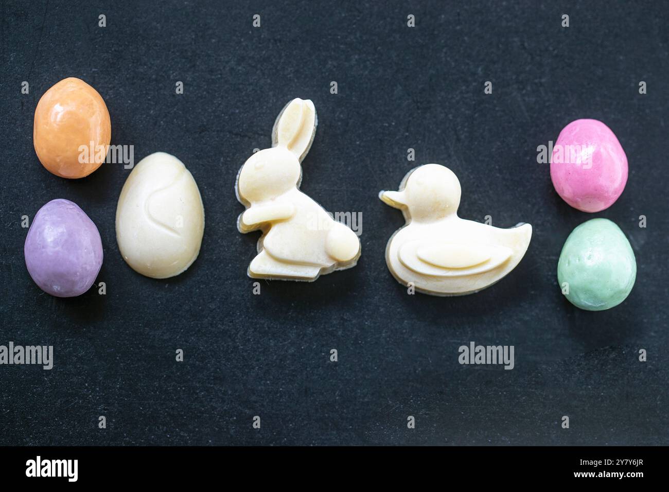 Rabbit chocolate meat hi-res stock photography and images - Alamy