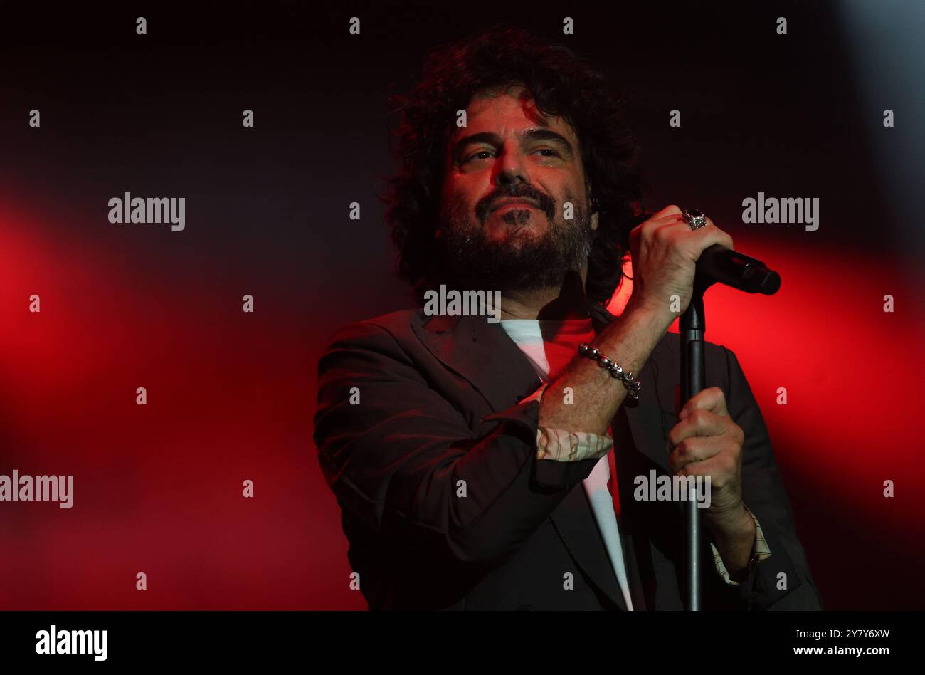Italian singers Nek (Filippo Neviani) e Francesco Renga performing in ...