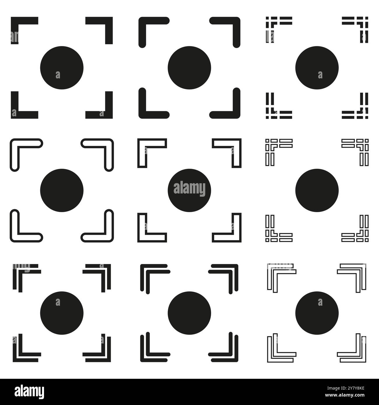 Focus frame icons. Black circle in the center. Targeting and framing ...