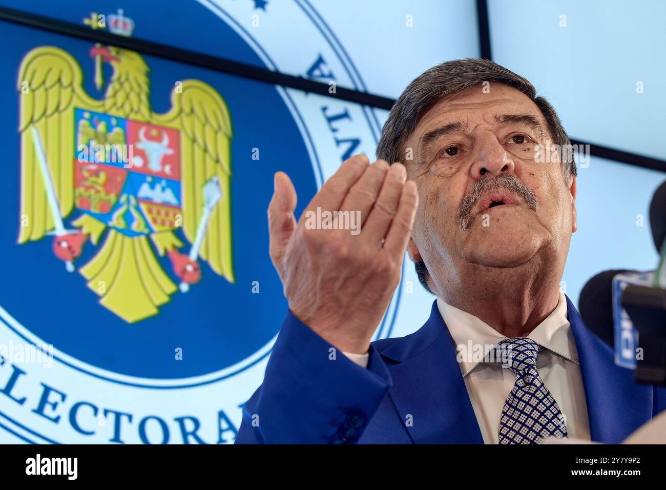 Romanian presidential elections 2024 hi-res stock photography and ...