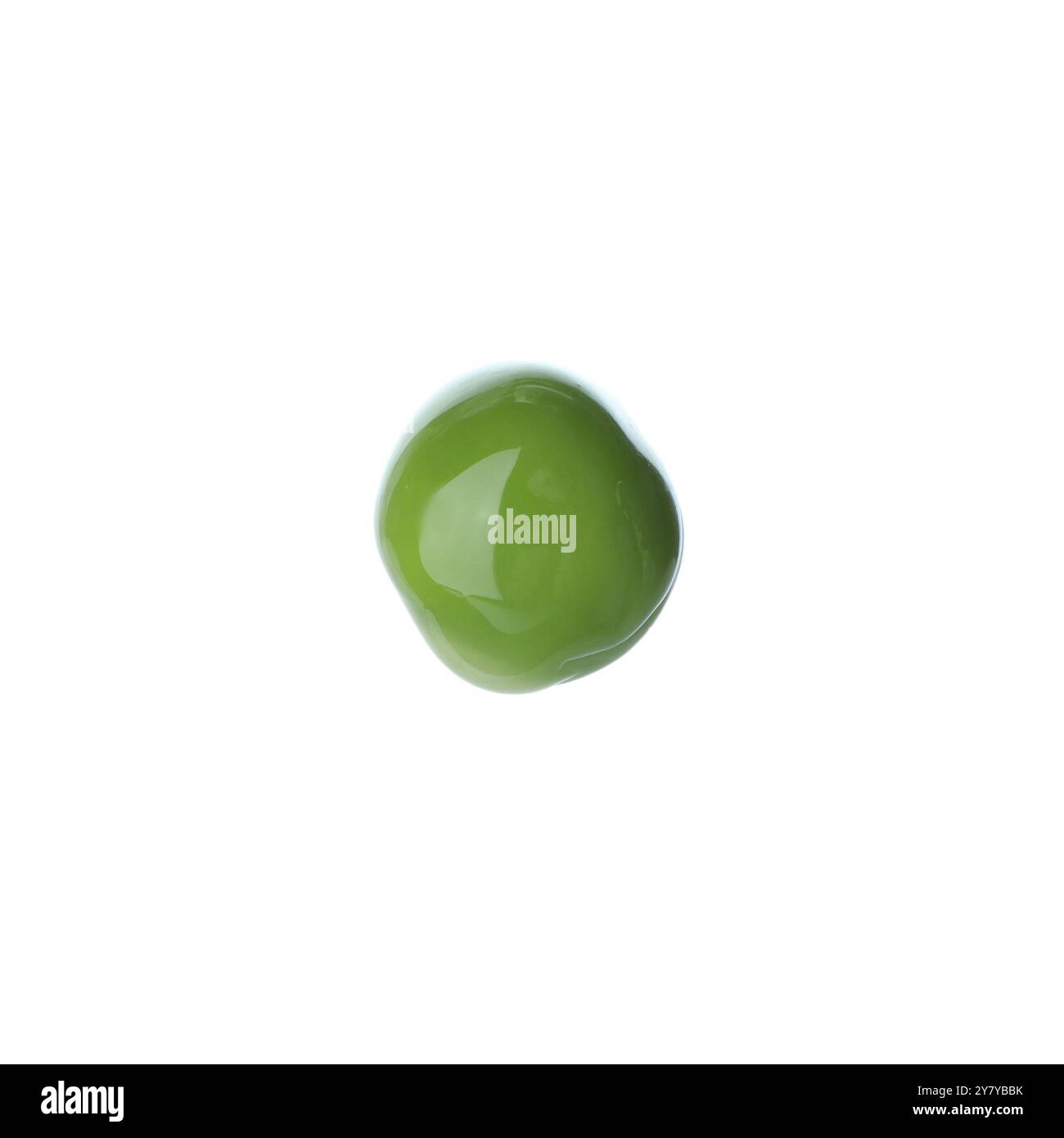 One fresh green pea isolated on white Stock Photo - Alamy