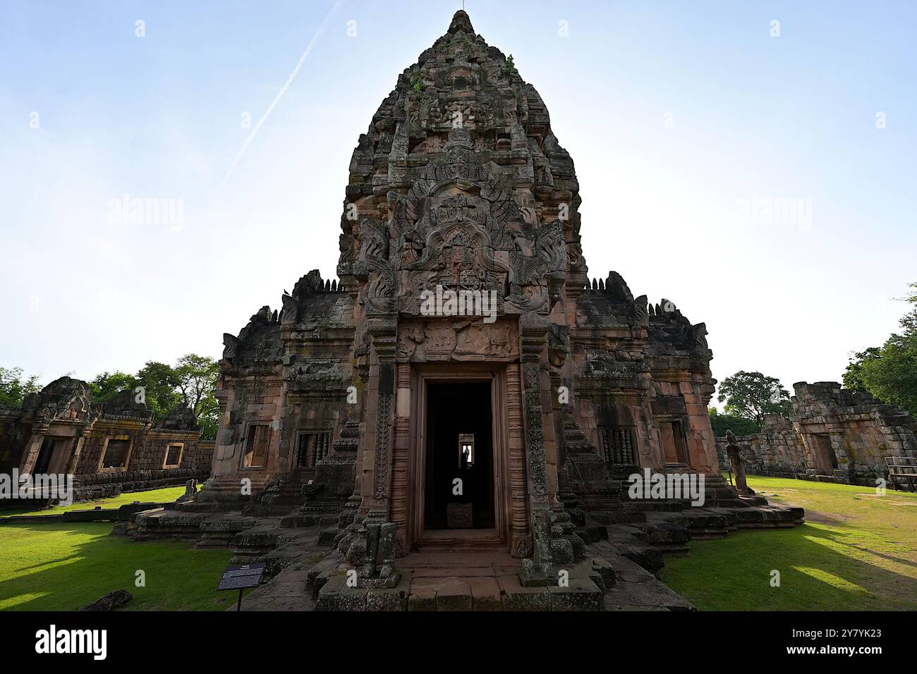 Gateway with relief depicting the battle with Indrajit, a major ...