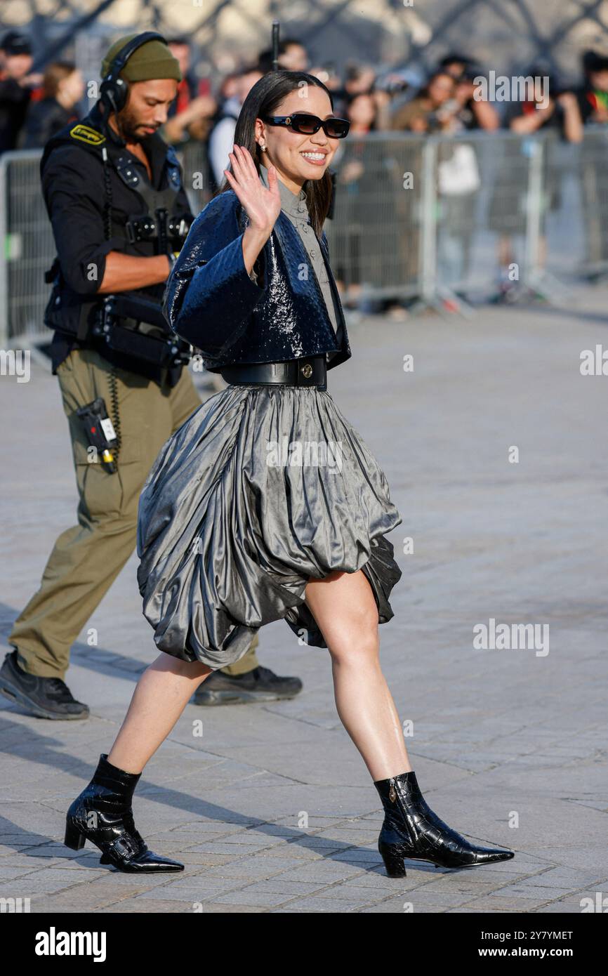 Jurnee Smollett attends the Louis Vuitton Paris Womenswear Spring ...