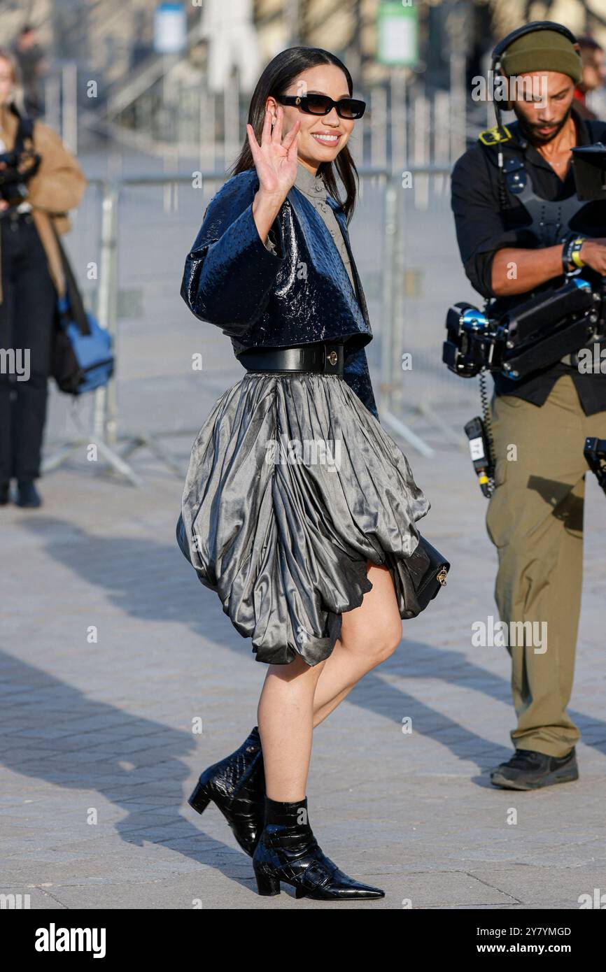 Jurnee Smollett attends the Louis Vuitton Paris Womenswear Spring ...