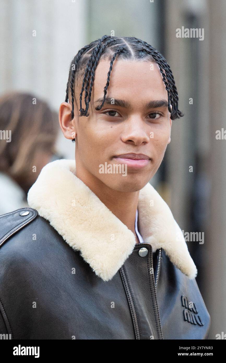 Paris, France. 01st Oct, 2024. Alexandre Coste attending the Miu Miu ...
