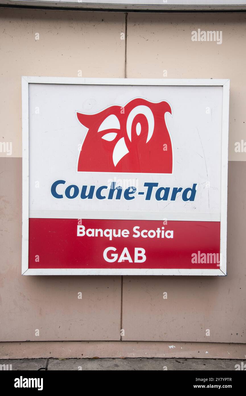 Couche tard hi-res stock photography and images - Alamy