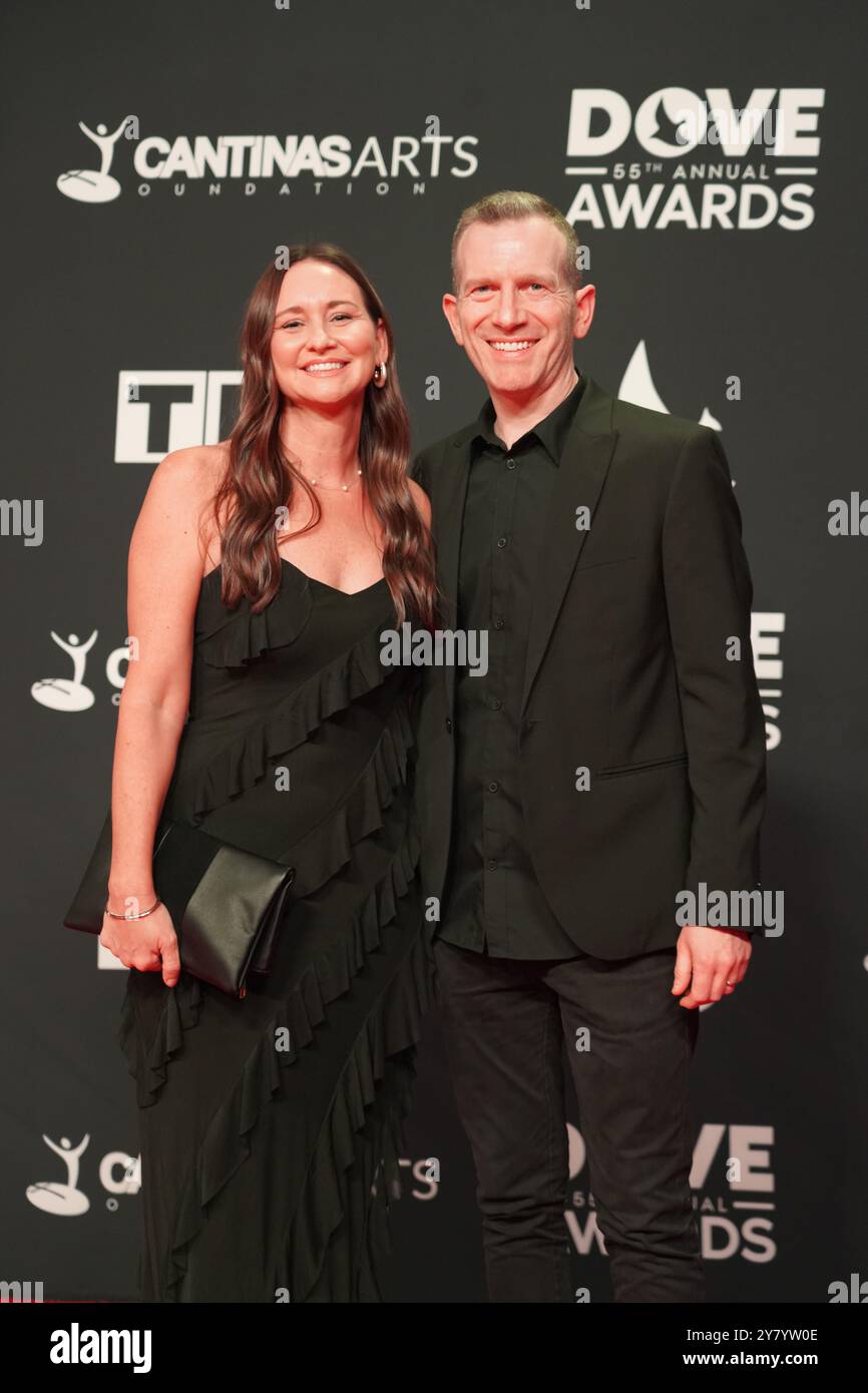 Nashville, Tennessee, USA, October 1, 2024. Jess Cates and Mandy Cates ...