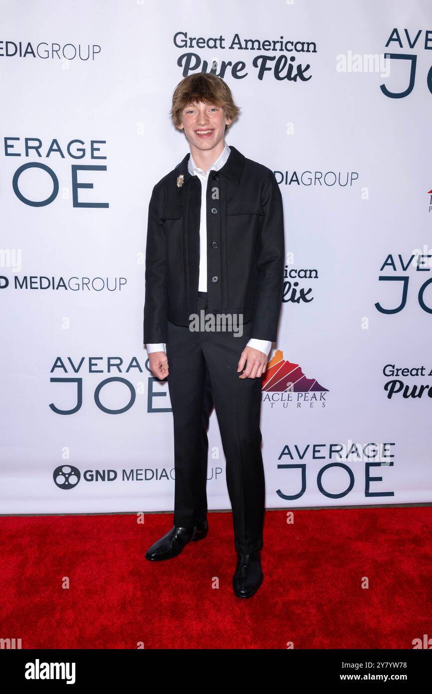 Hollywood, USA. 01st Oct, 2024. Actor Ezra Richardson attends The World ...