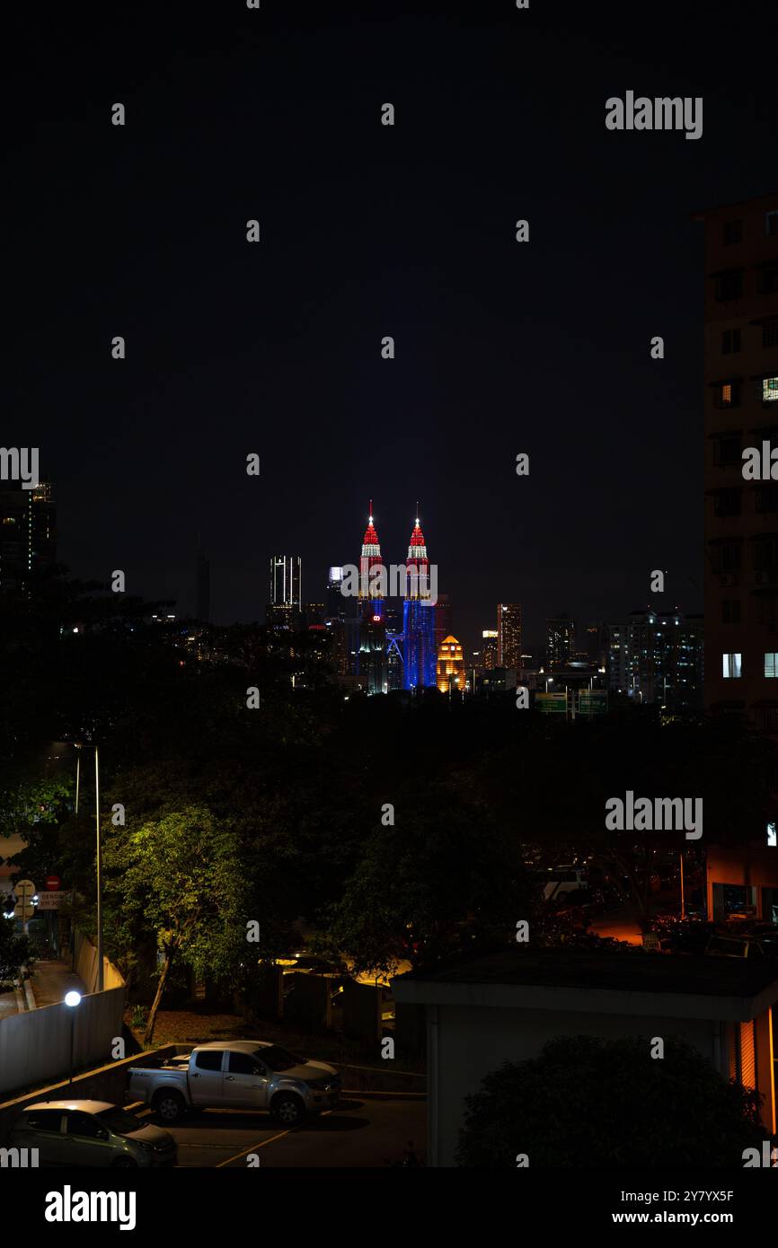 Night View of Petronas twin tower or KLCC with Malaysian light Stock ...